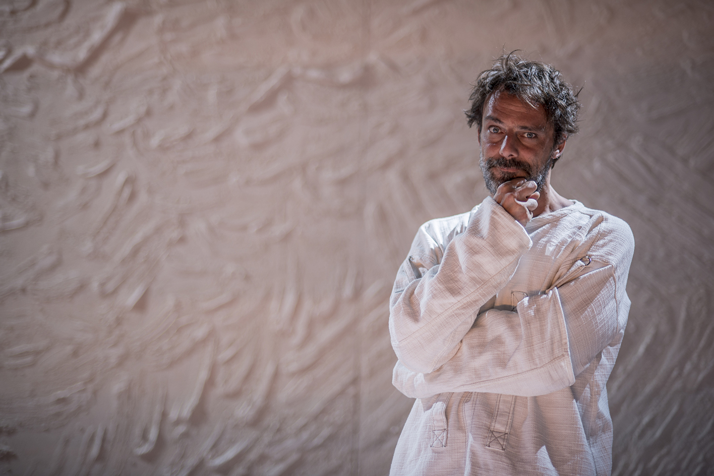 Preziosi è Vincent Van Gogh ne "L'odore assordante del bianco" | Piceno ...