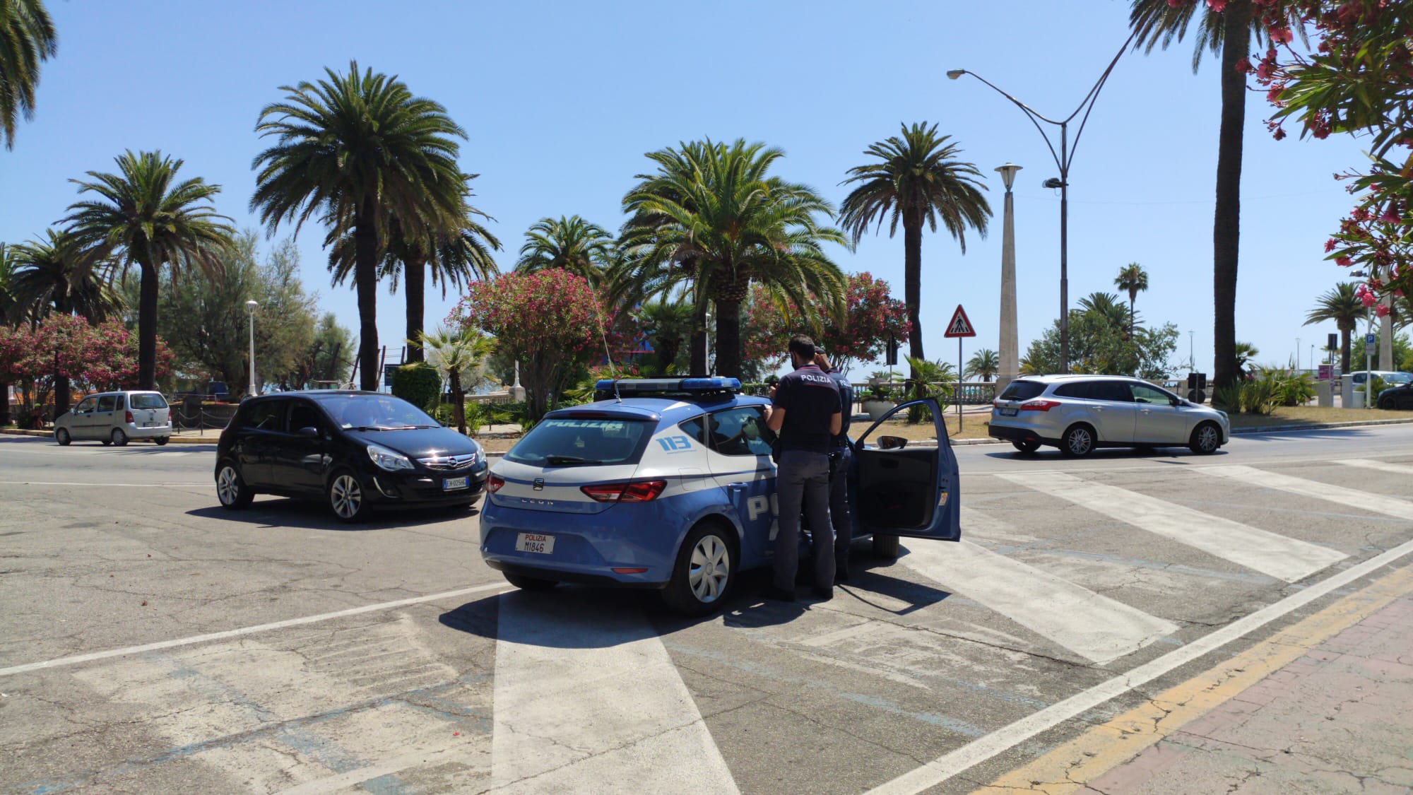 Tenta di rubare un cellulare ad una ragazza, la Polizia arresta un 32enne | Piceno News 24